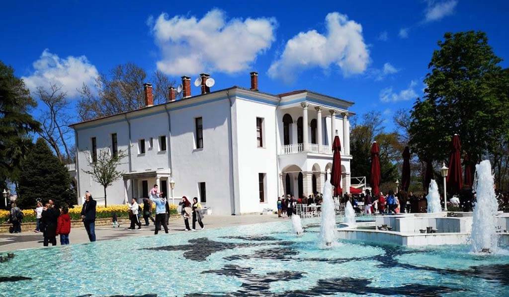 Emirgan Park: Location on the Map and Entrance Fee