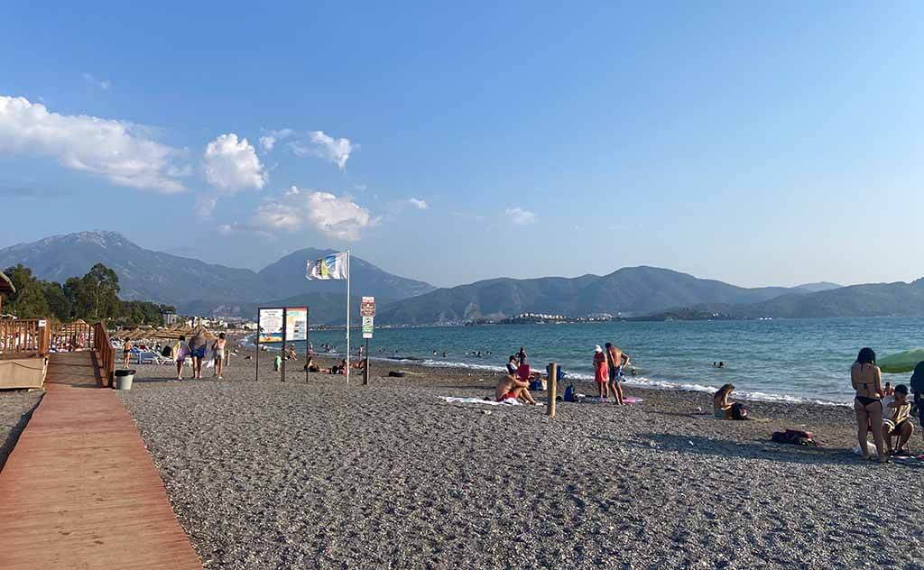 Calis Public Beach: Location and Facilities Accessible to All